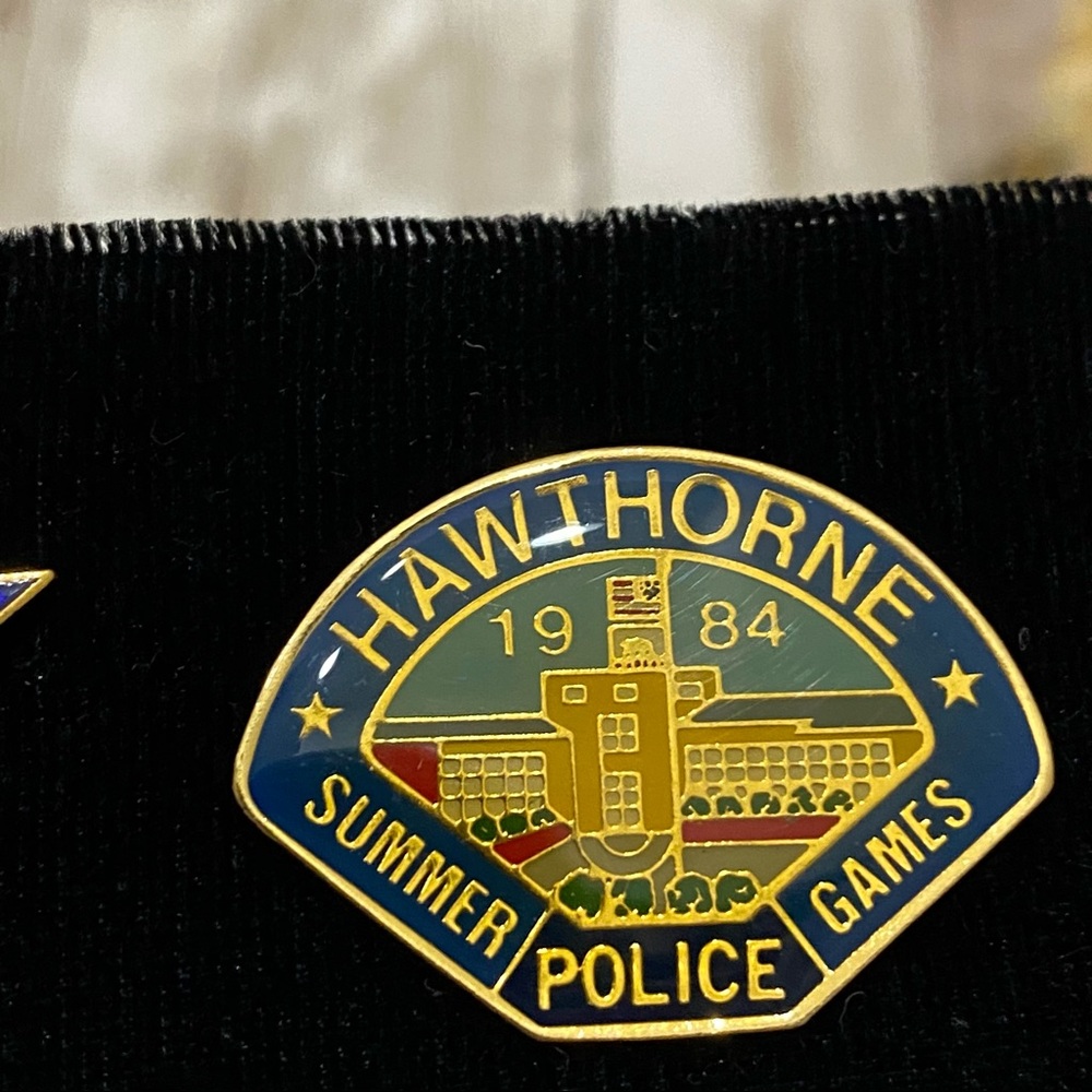 1984 Hawthorne Olympic Fire Lasd Lapel Pins - Gem